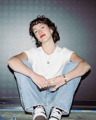 TAILOR PROFILE SERIES: AMY NUNWEILER | OFF THE CUFF