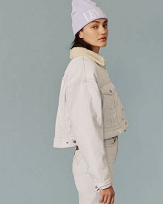 How to Wear Tonal Colored Clothing - Tonal Outfits | Off The Cuff