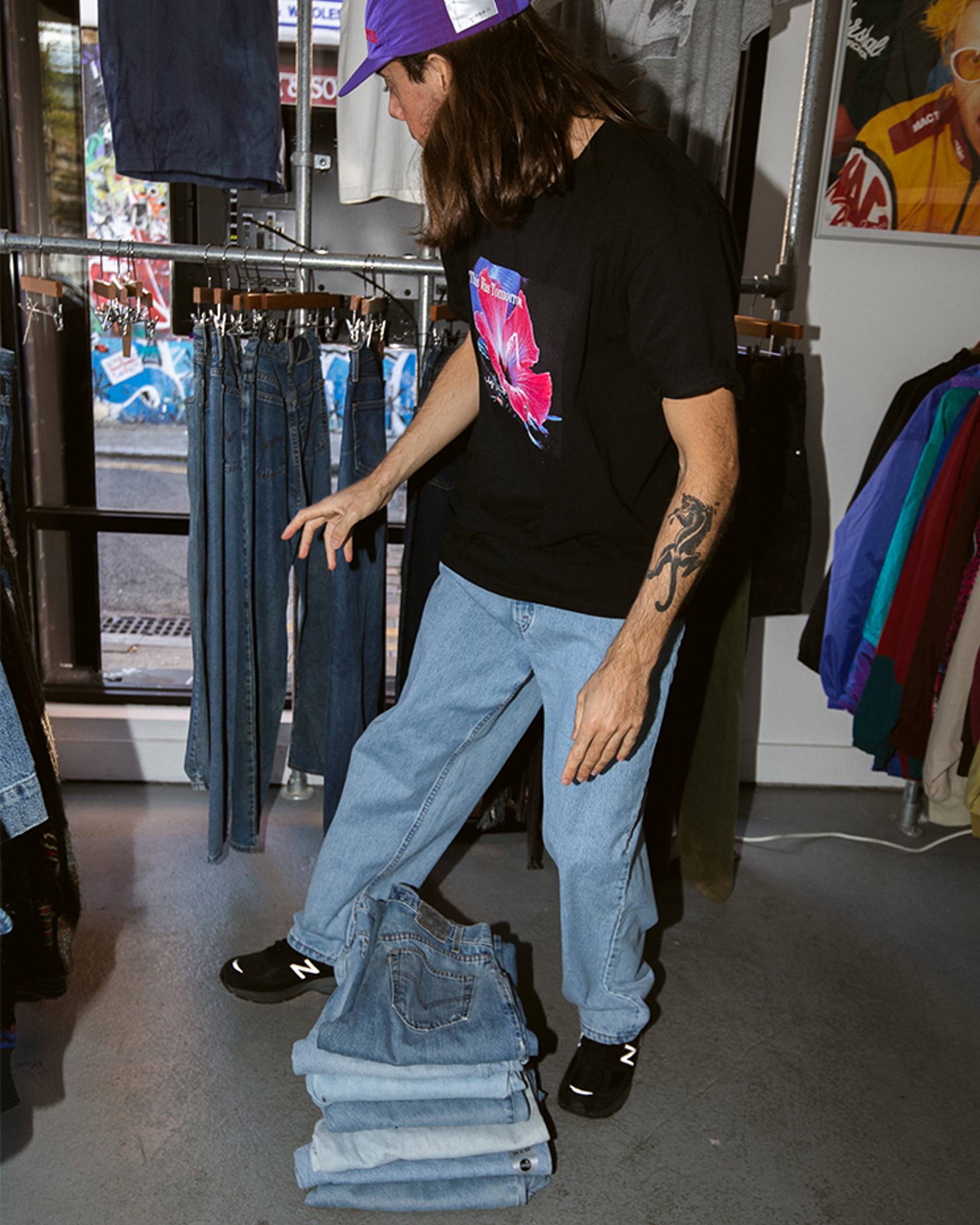 The Legacy of Levi's® SilverTab™ Baggy Jeans | Off The Cuff The Legacy of Levi's® SilverTab™ Baggy Jeans | Off The Cuff